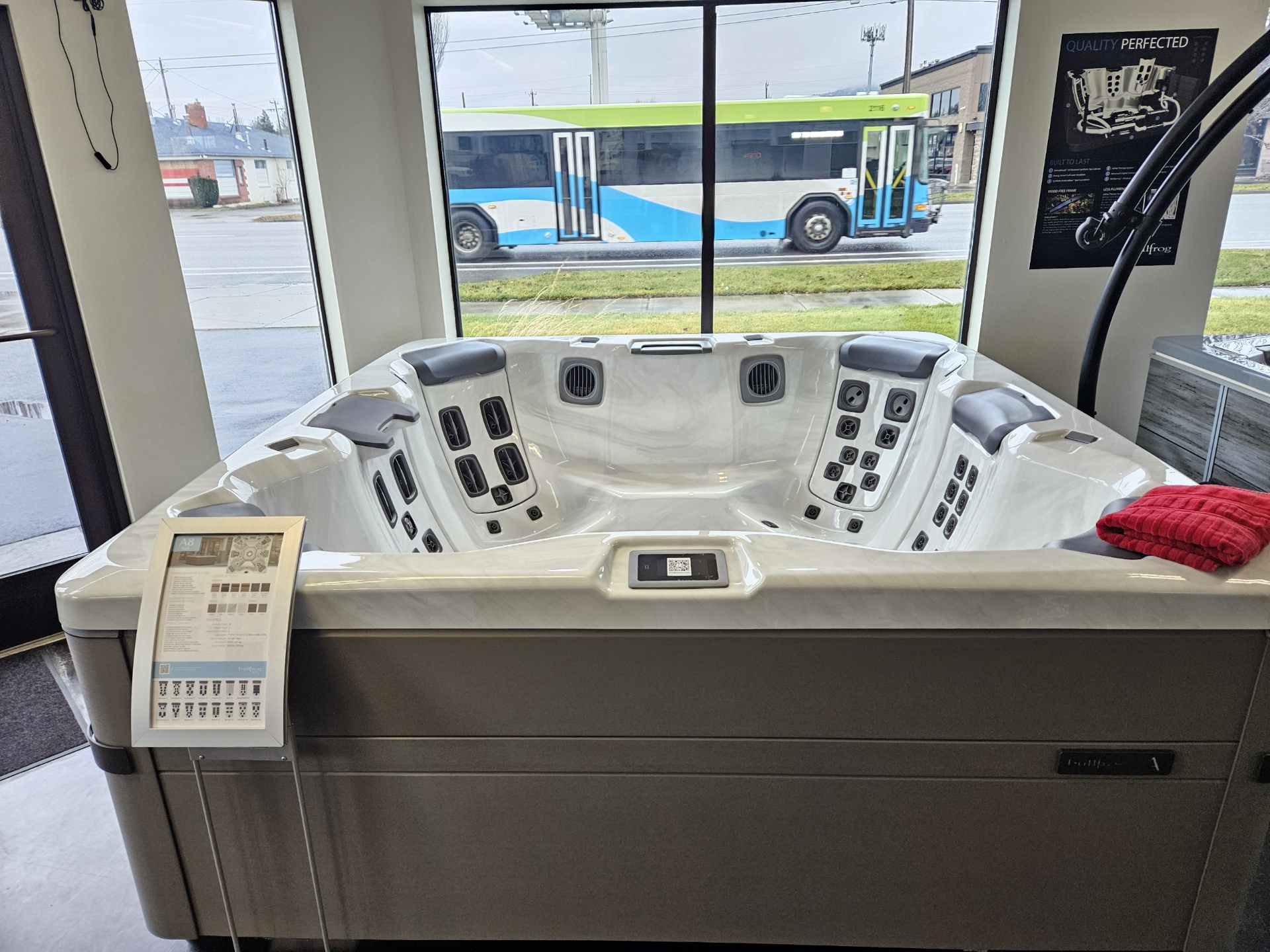 6 Person Hot Tubs For Sale Coeur D'Alene, ID & Spokane Valley | In ...