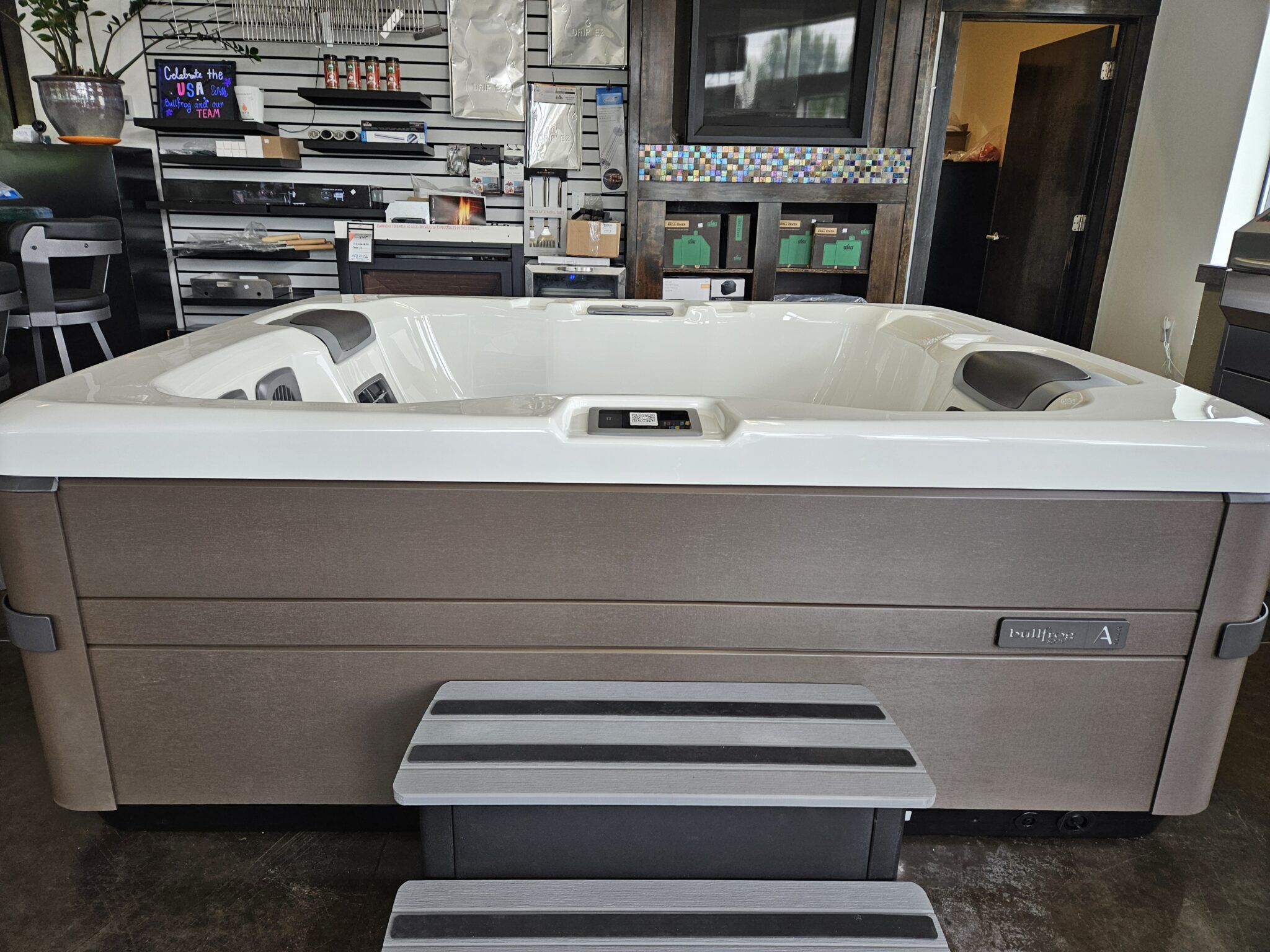 Spokane Valley - Aqua Elite Pool and Spa